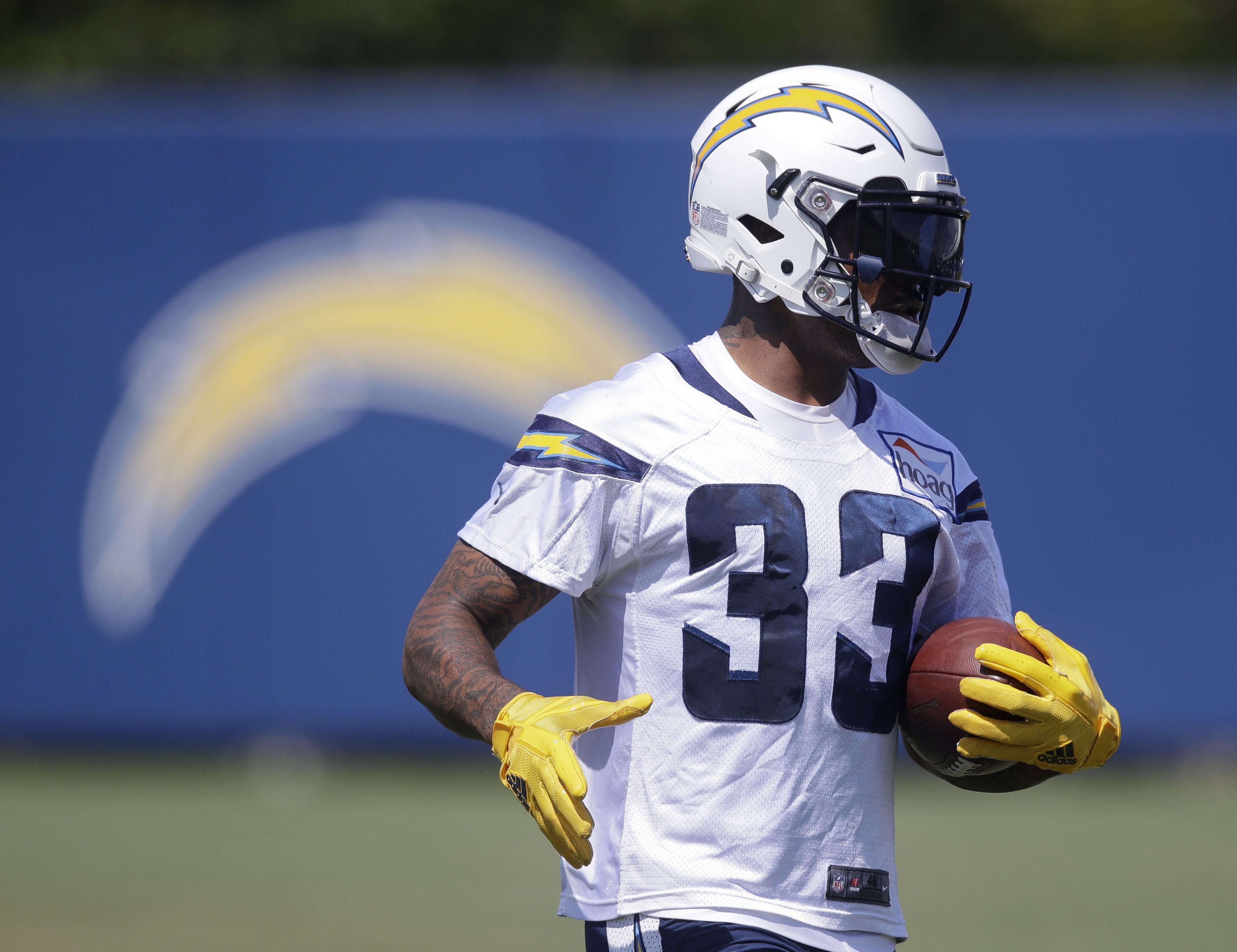 Chargers first round pick was robbed at gunpoint last month