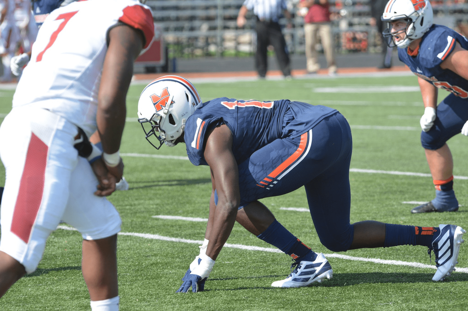 Meet 2021 NFL Draft Prospect Warren Thomas, DE/LB, Midland University