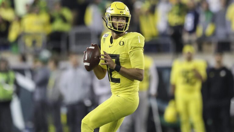 Does Oregon QB Tyler Shough have NFL talent | NFL Scouting Report