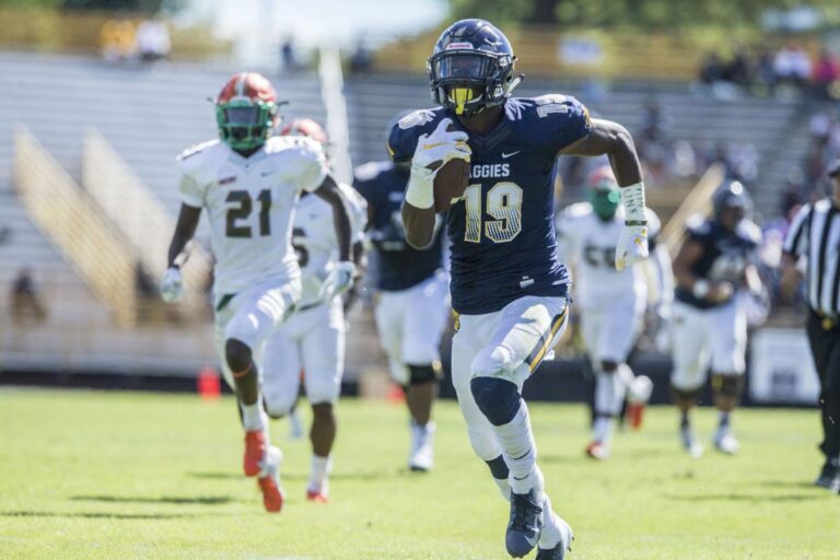 Meet 2023 NFL Draft Prospect Zach Leslie, WR, NC A&T
