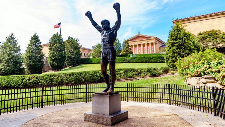 Travis Kelce warns Chiefs fans of the Rocky Statue Curse