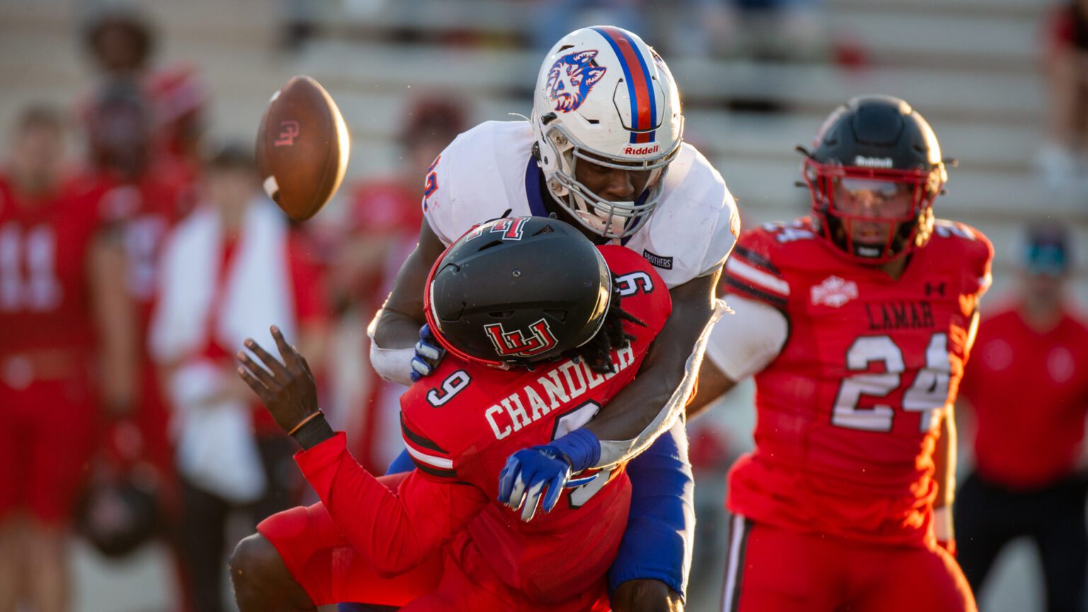 Meet 2024 NFL Draft Prospect Jalyx Hunt, DE, Houston Christian