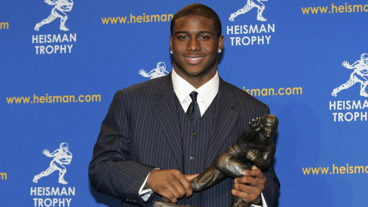 NCAA finally reinstates the Heisman Trophy for Reggie Bush