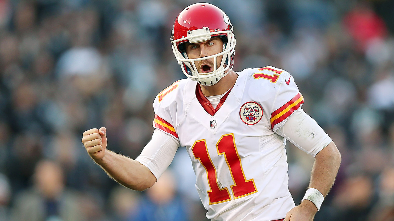 Ex-NFL QB Alex Smith Posts Nasty Photo Of His Leg After Injury