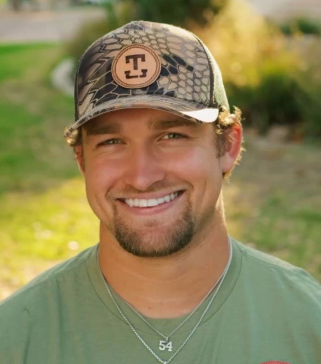 Discover the Story of Draft Diamonds: The Toothless Cowboy