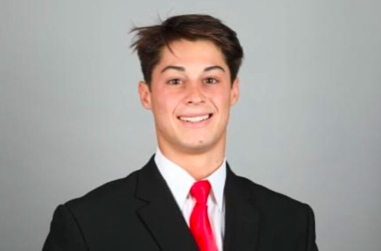 Georgia Bulldogs running back is dead after a fatal car crash