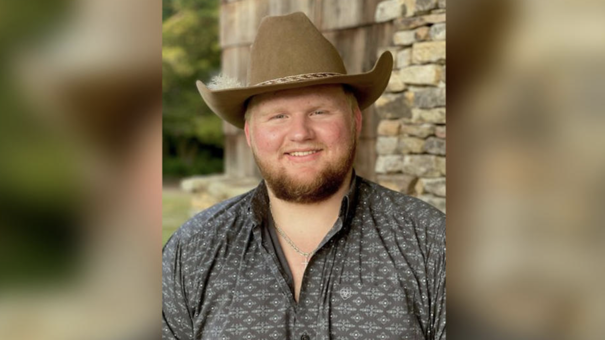 Football Player Killed in Tragic Tree Accident: What Happened?