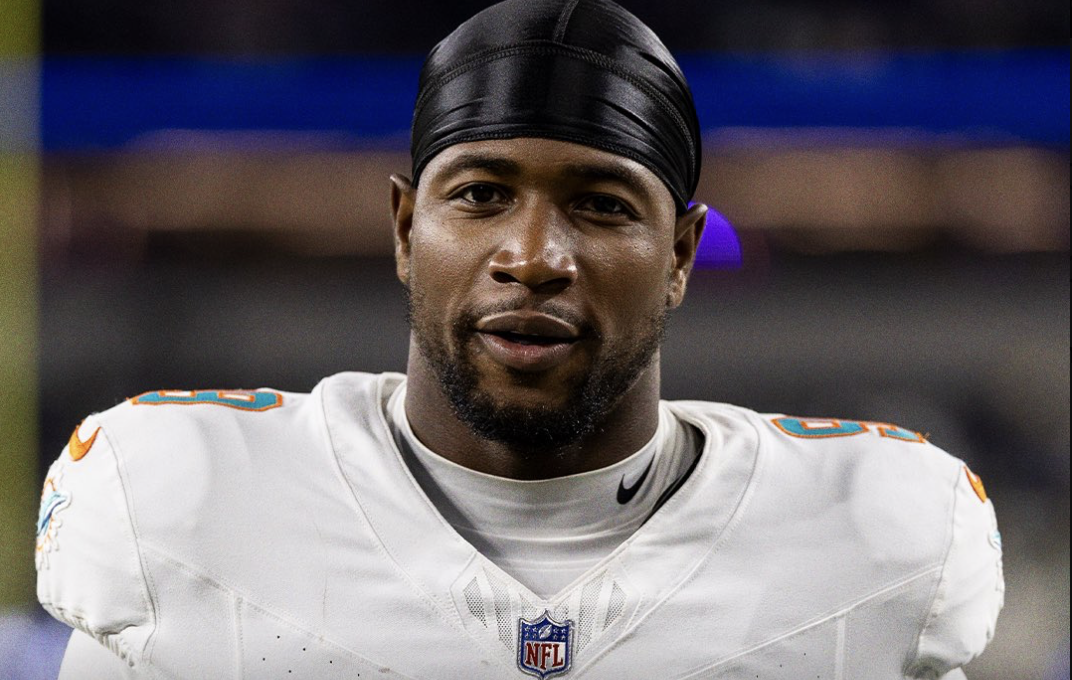 NFL Trade Rumors: Steelers called Miami about TE Jonnu Smith