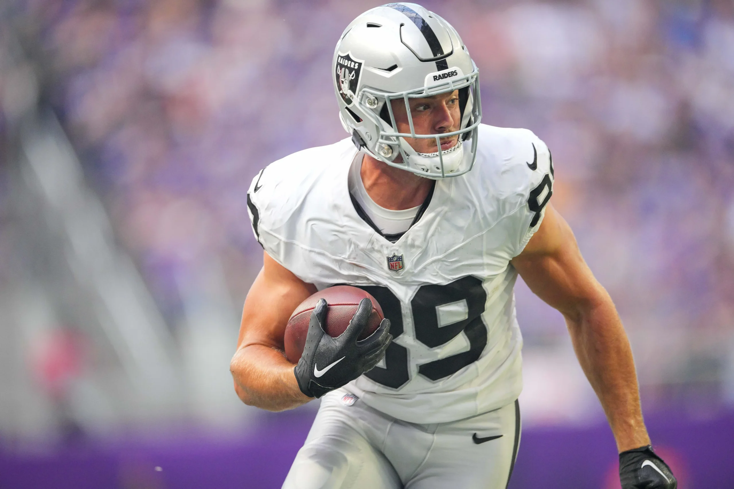 Brock Bowers Injury Update: Could he miss time with a knee injury?