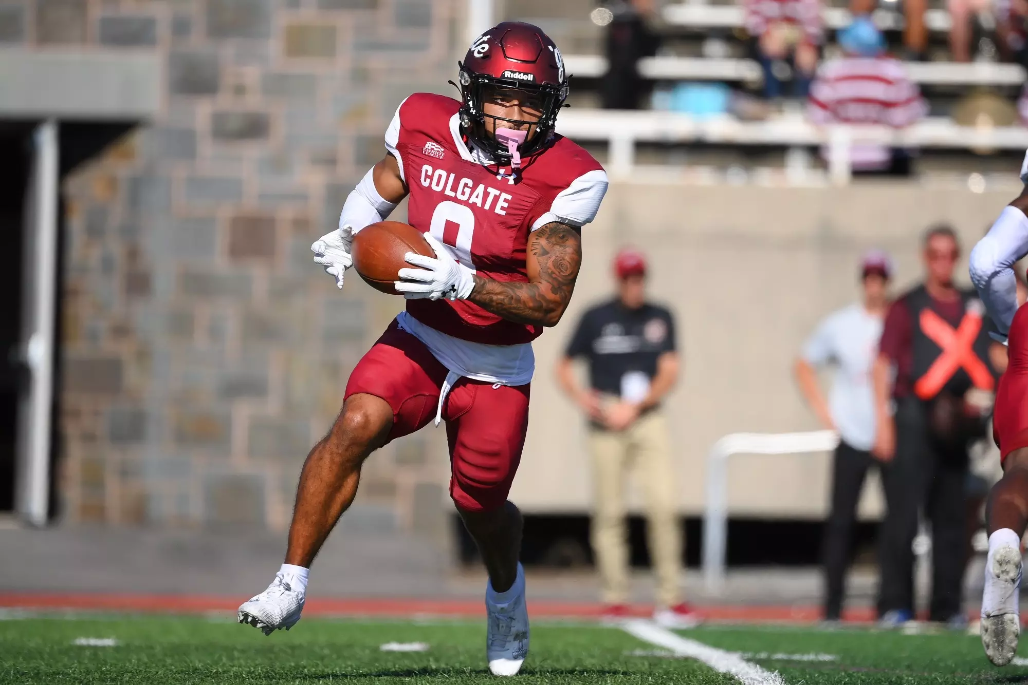 Meet 2026 NFL Draft Prospect TreyVhon Saunders, WR, Colgate